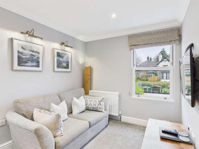 1 Bedroom Flat