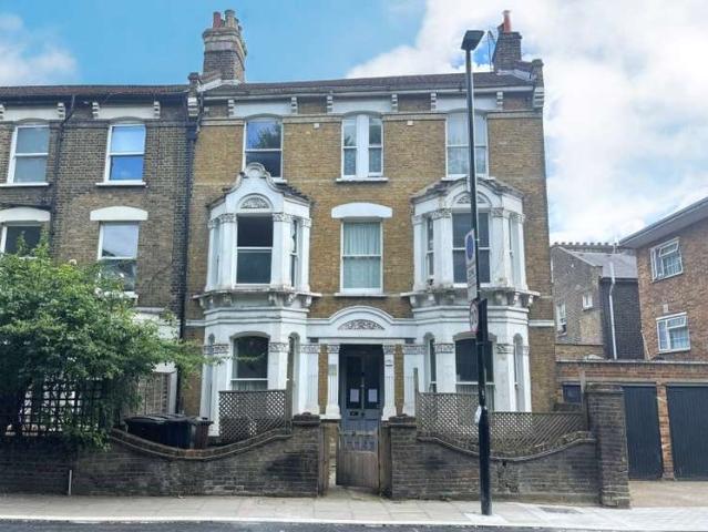 1 Bedroom Flat