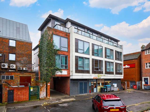 1 Bedroom Flat