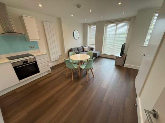 1 Bedroom Flat