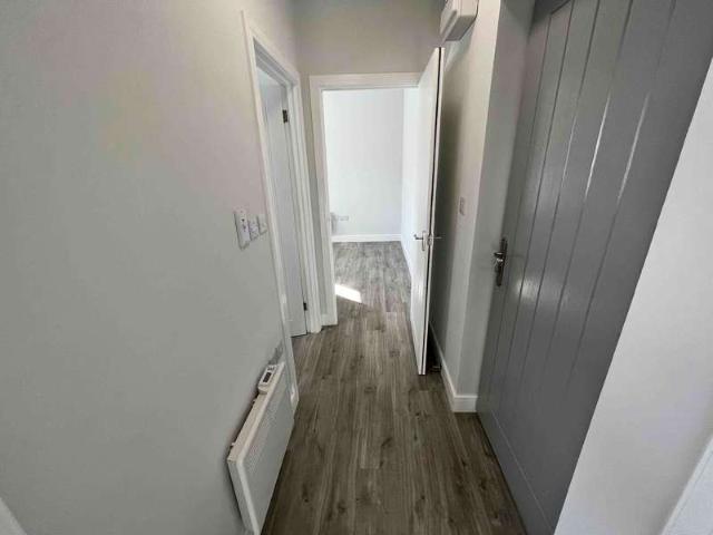 1 Bedroom Flat