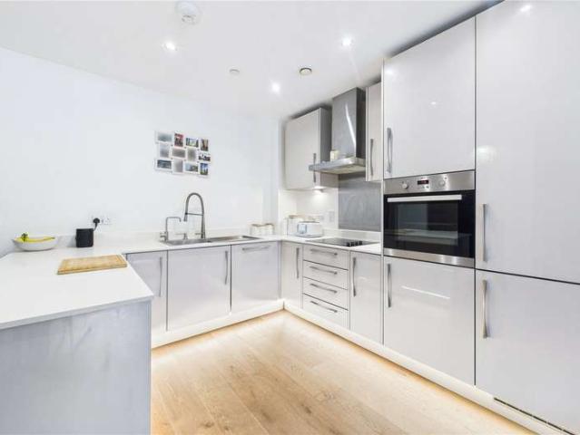 1 Bedroom Flat
