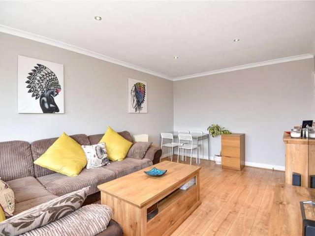 1 Bedroom Flat