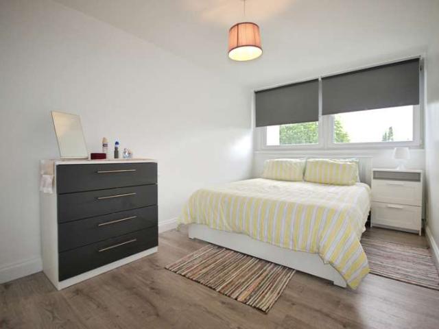 1 Bedroom Flat
