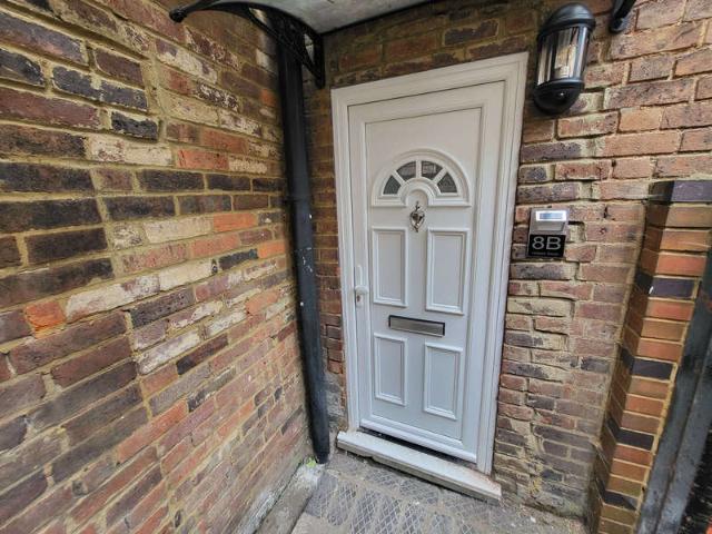 1 Bedroom Flat