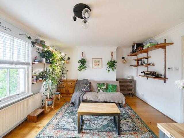 1 Bedroom Flat