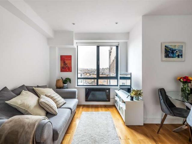 1 Bedroom Flat
