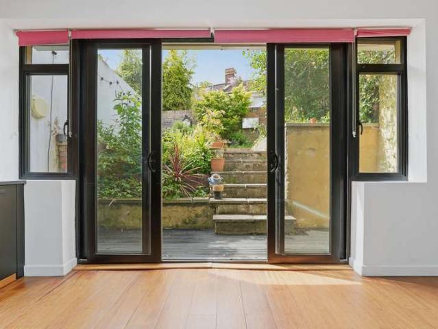 1 Bedroom Flat