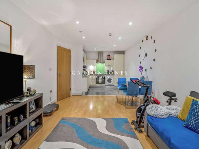 1 Bedroom Flat
