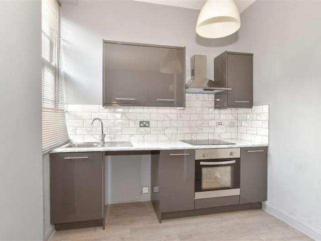 1 Bedroom Flat