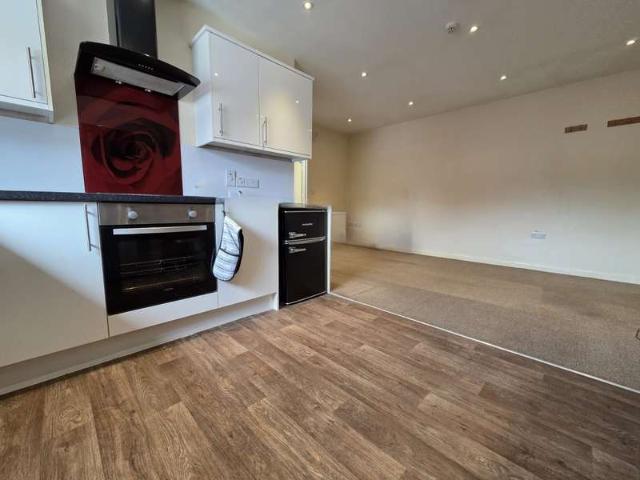 1 Bedroom Flat
