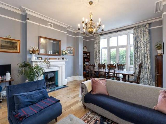 1 Bedroom Flat