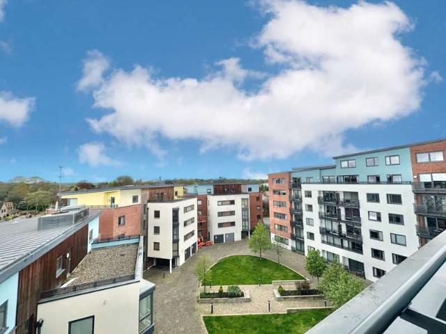 1 Bedroom Flat