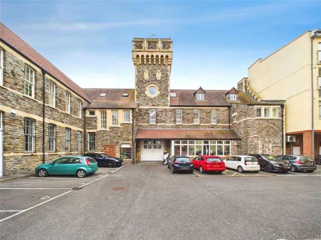 1 Bedroom Flat