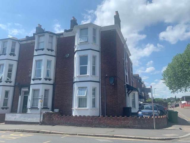 1 Bedroom Flat