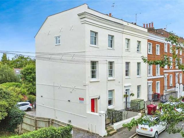 1 Bedroom Flat