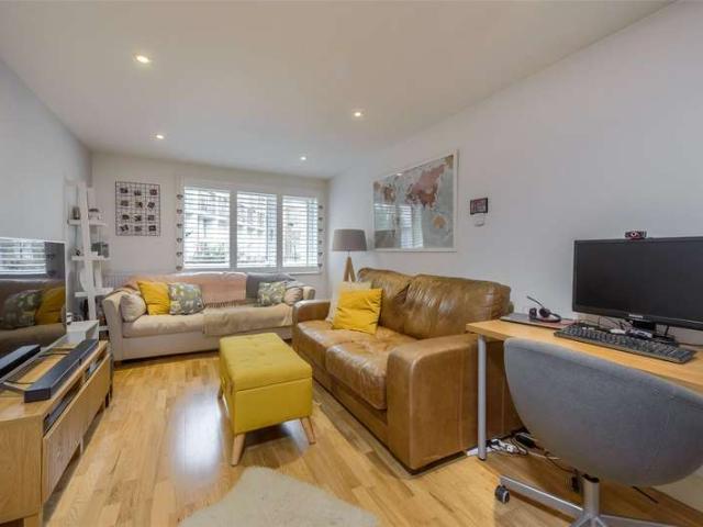 1 Bedroom Flat