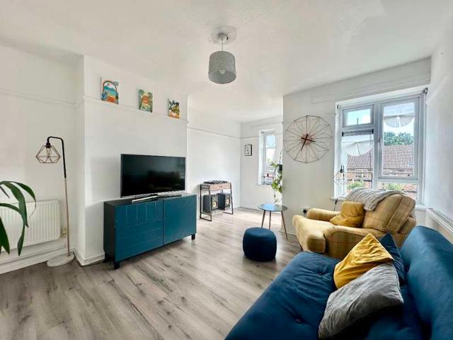 1 Bedroom Flat