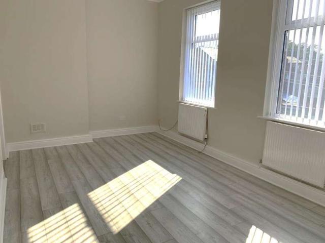 1 Bedroom Flat