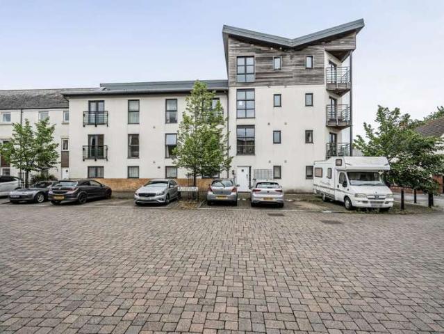 1 Bedroom Flat