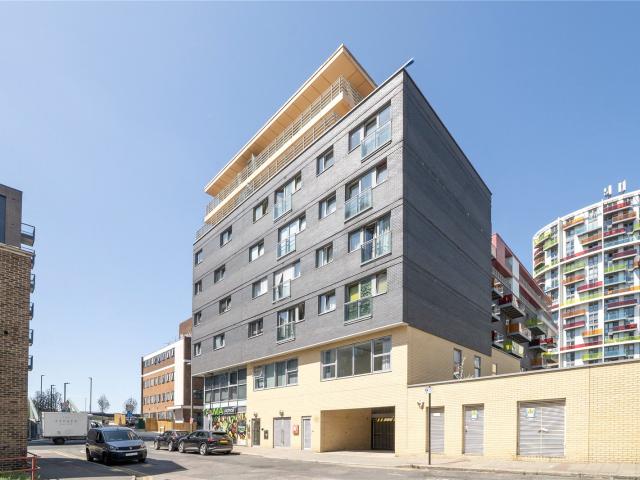 1 bedroom Flat
