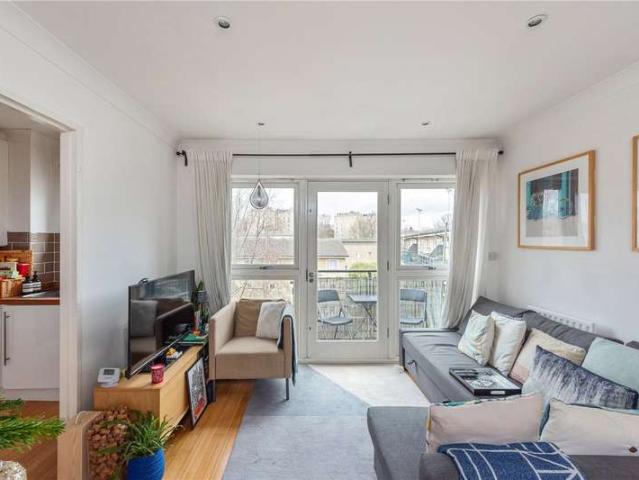 1 Bedroom Flat