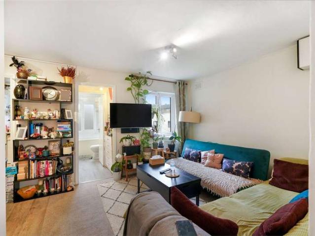 1 Bedroom Flat