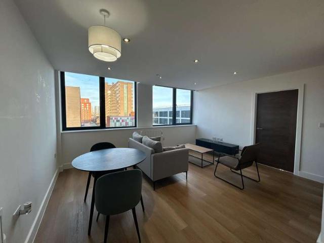 1 Bedroom Flat