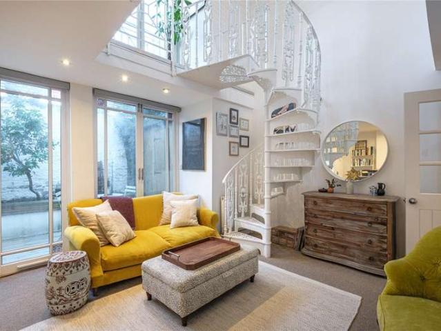 1 Bedroom Flat
