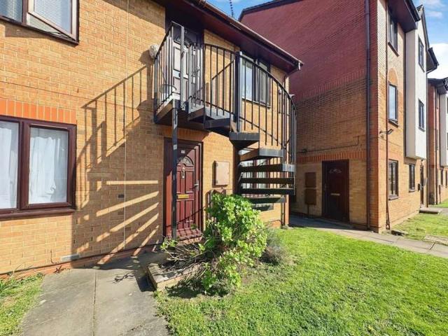 1 Bedroom Flat