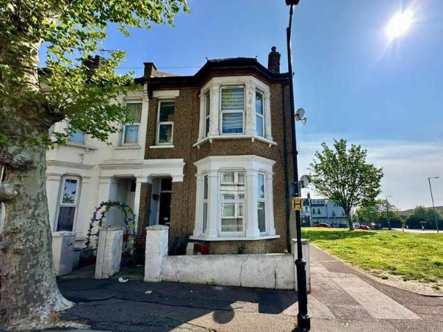 1 Bedroom Flat