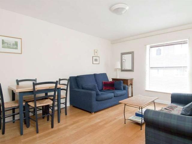 1 Bedroom Flat