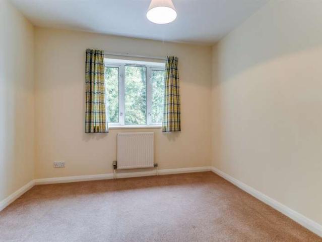 1 Bedroom Flat