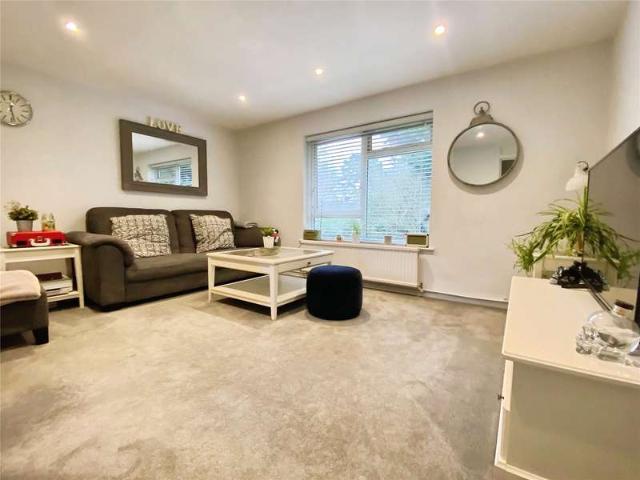 1 Bedroom Flat