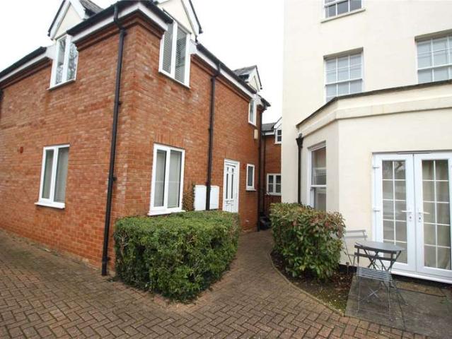 1 Bedroom Flat