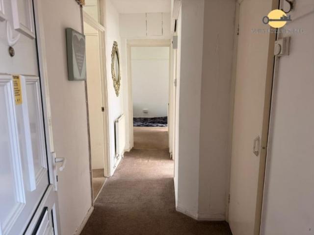 1 Bedroom Flat
