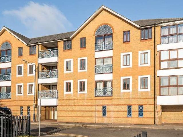 1 Bedroom Flat