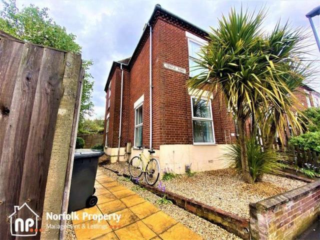 1 Bedroom Flat