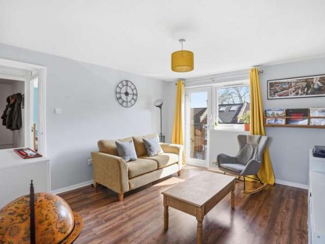 1 Bedroom Flat
