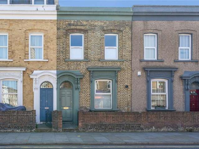 1 Bedroom Flat
