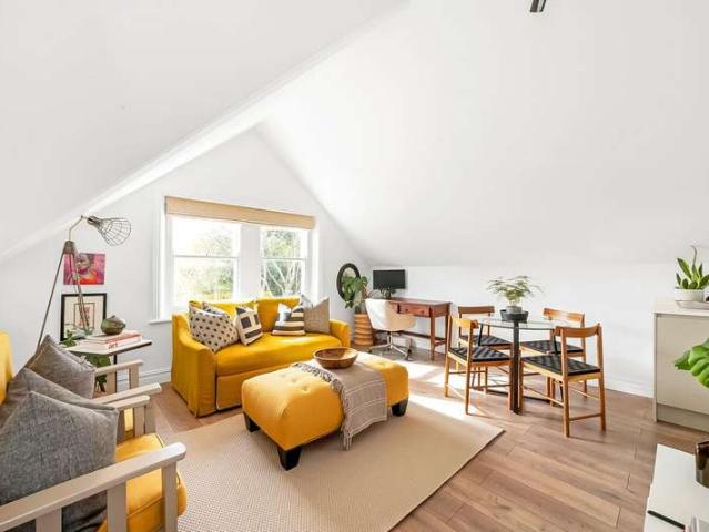 1 Bedroom Flat