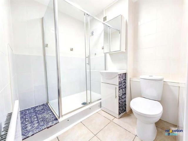 1 Bedroom Flat