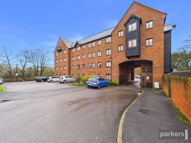 1 Bedroom Flat