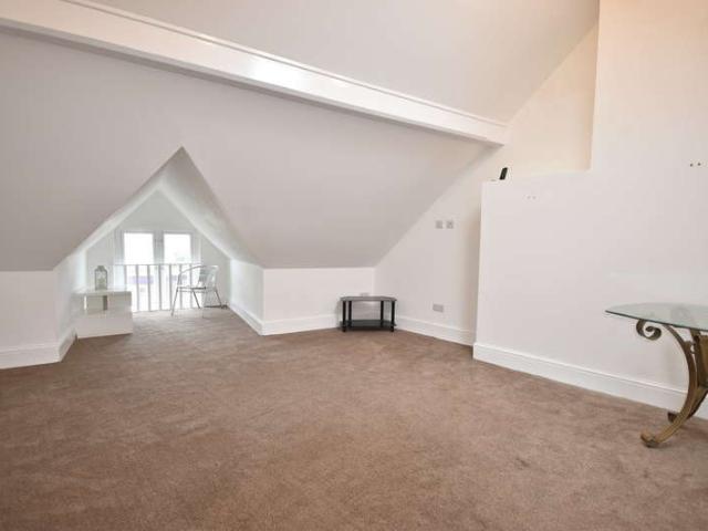 1 Bedroom Flat