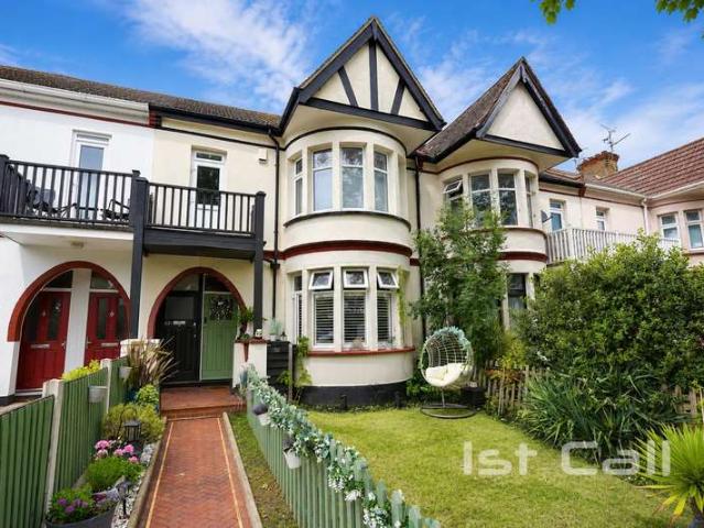 1 Bedroom Flat