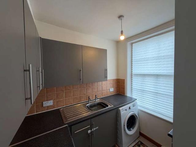 1 Bedroom Flat