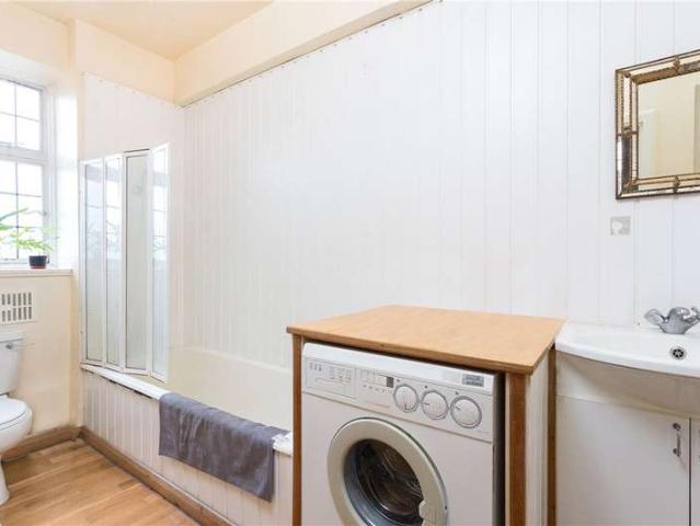 1 Bedroom Flat