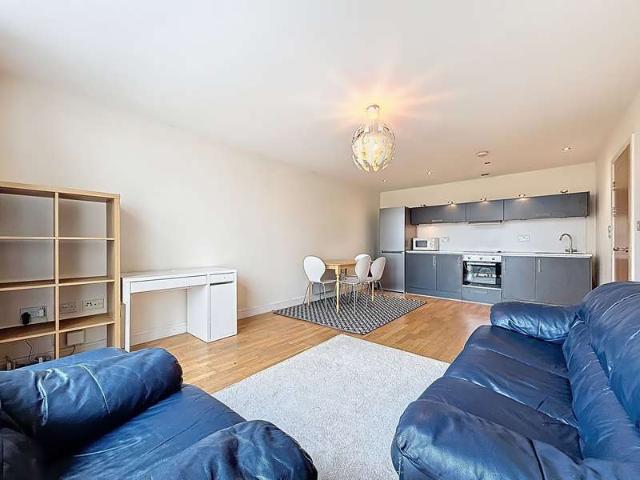 1 Bedroom Flat