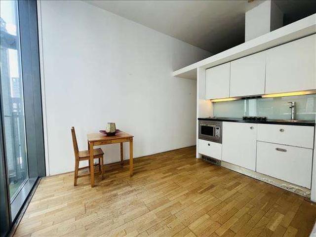 1 Bedroom Flat