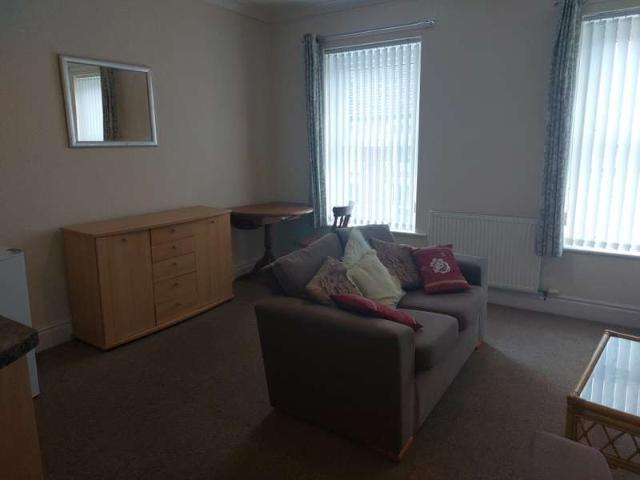 1 Bedroom Flat